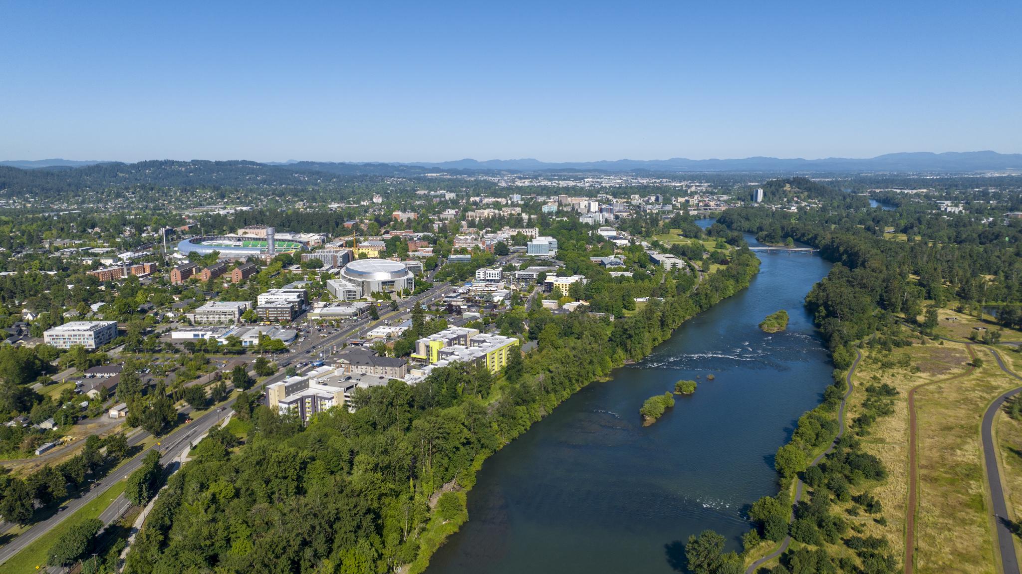 Eugene | シティガイド：文化と自然が調和する学園都市 – plusroadtrip